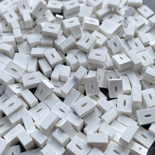 Model bricks all scales