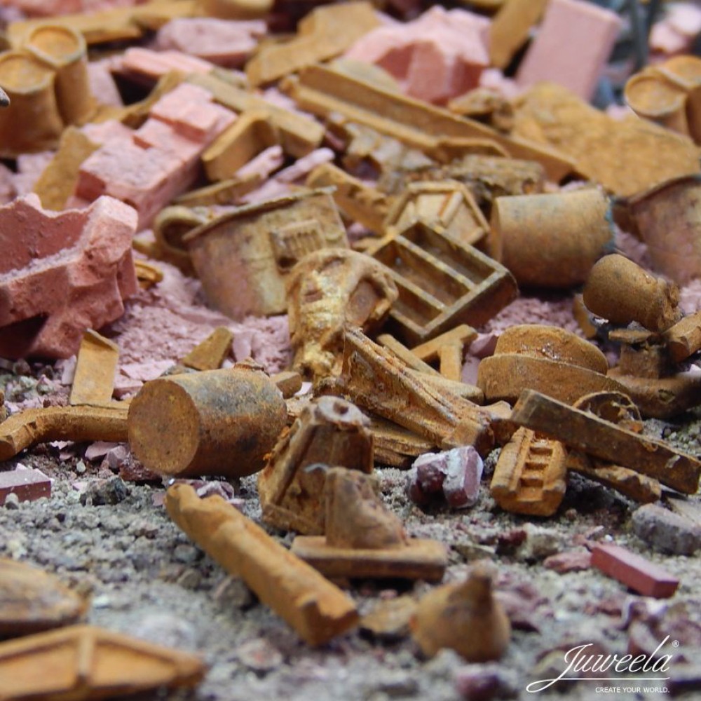 Rusty Old Scrap Metal 1:35