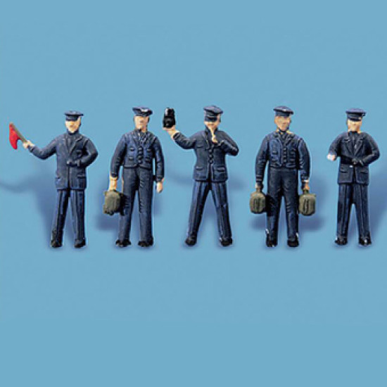 Model railway Station Staff in OO