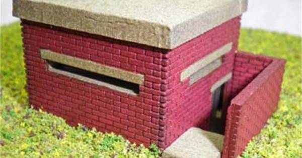 Model railway WWII Pill Box OO