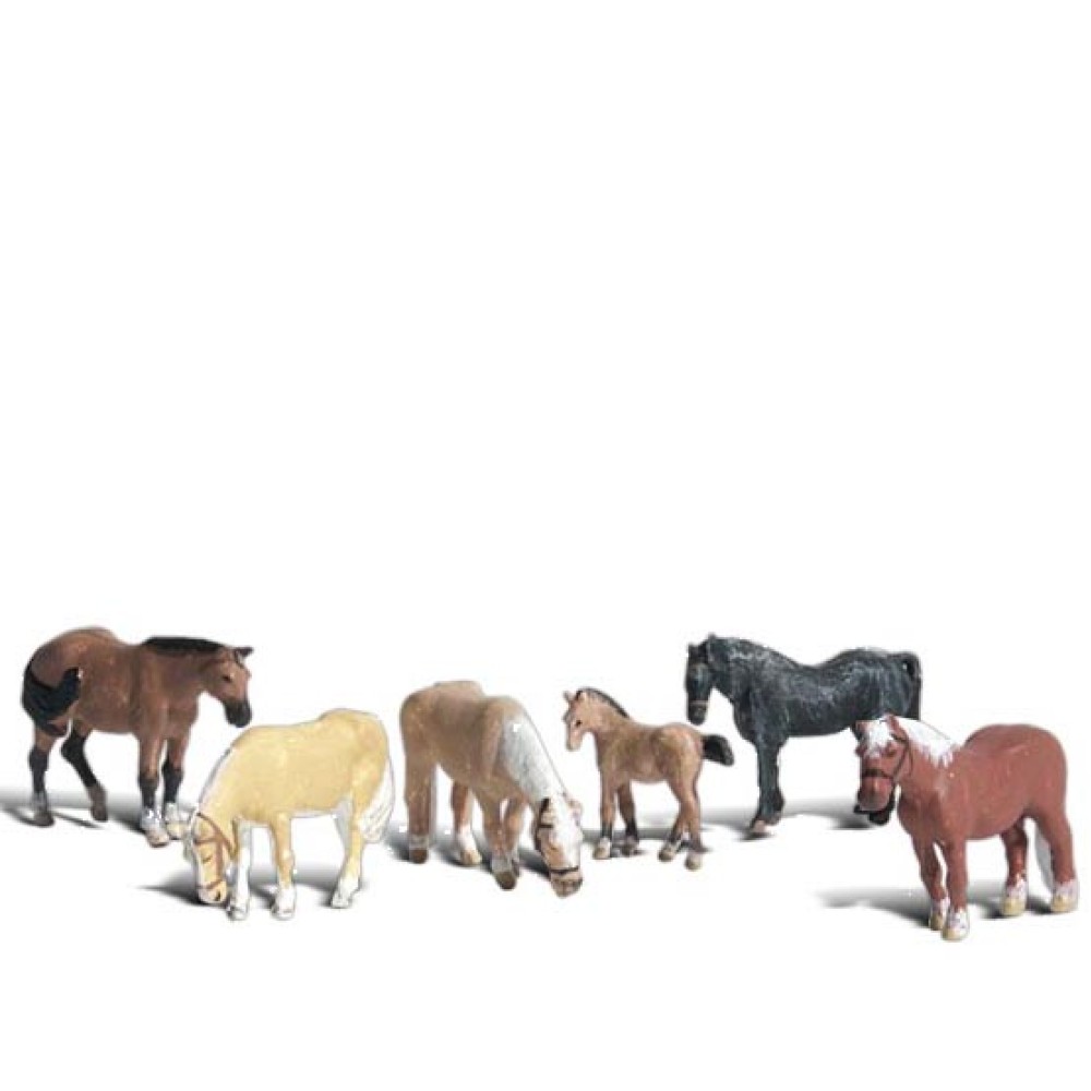 Model Farm Horses for N gauge model railways