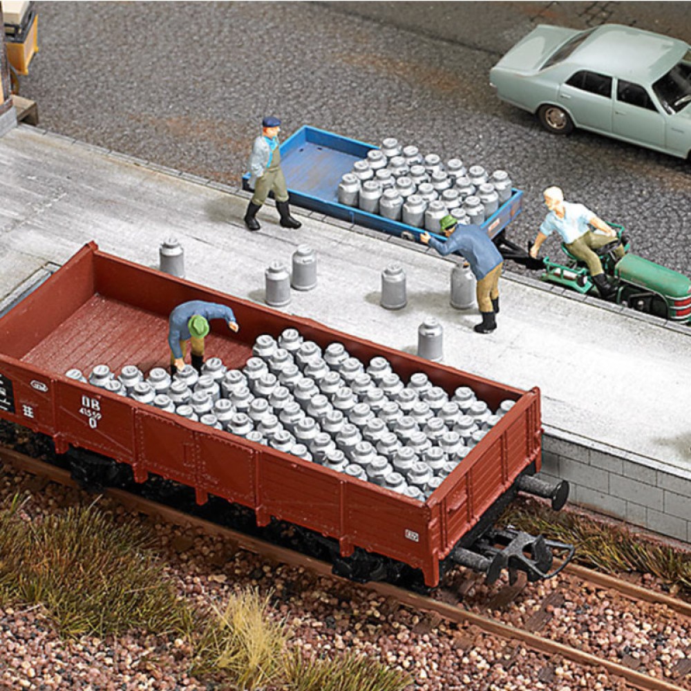 Model Railway Milk Churns Milk Cates and milk Bottles OO Busch 1145