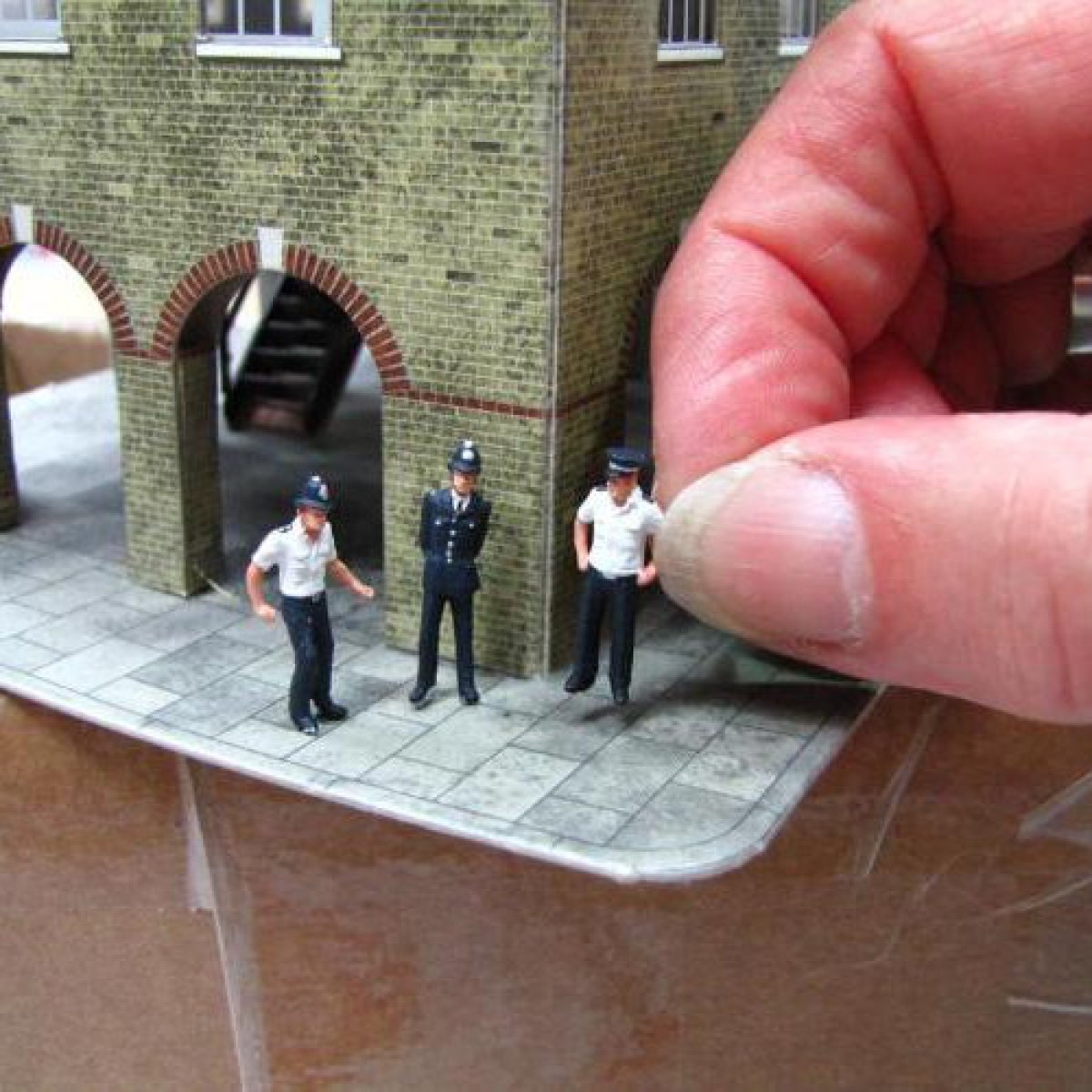 TT SCALE FIGURES & ANIMALS