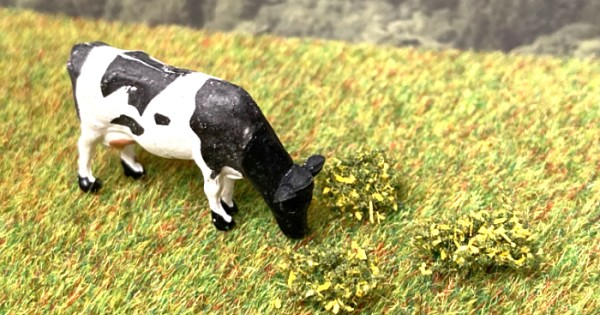 Gorse Mini Shaped Tufts