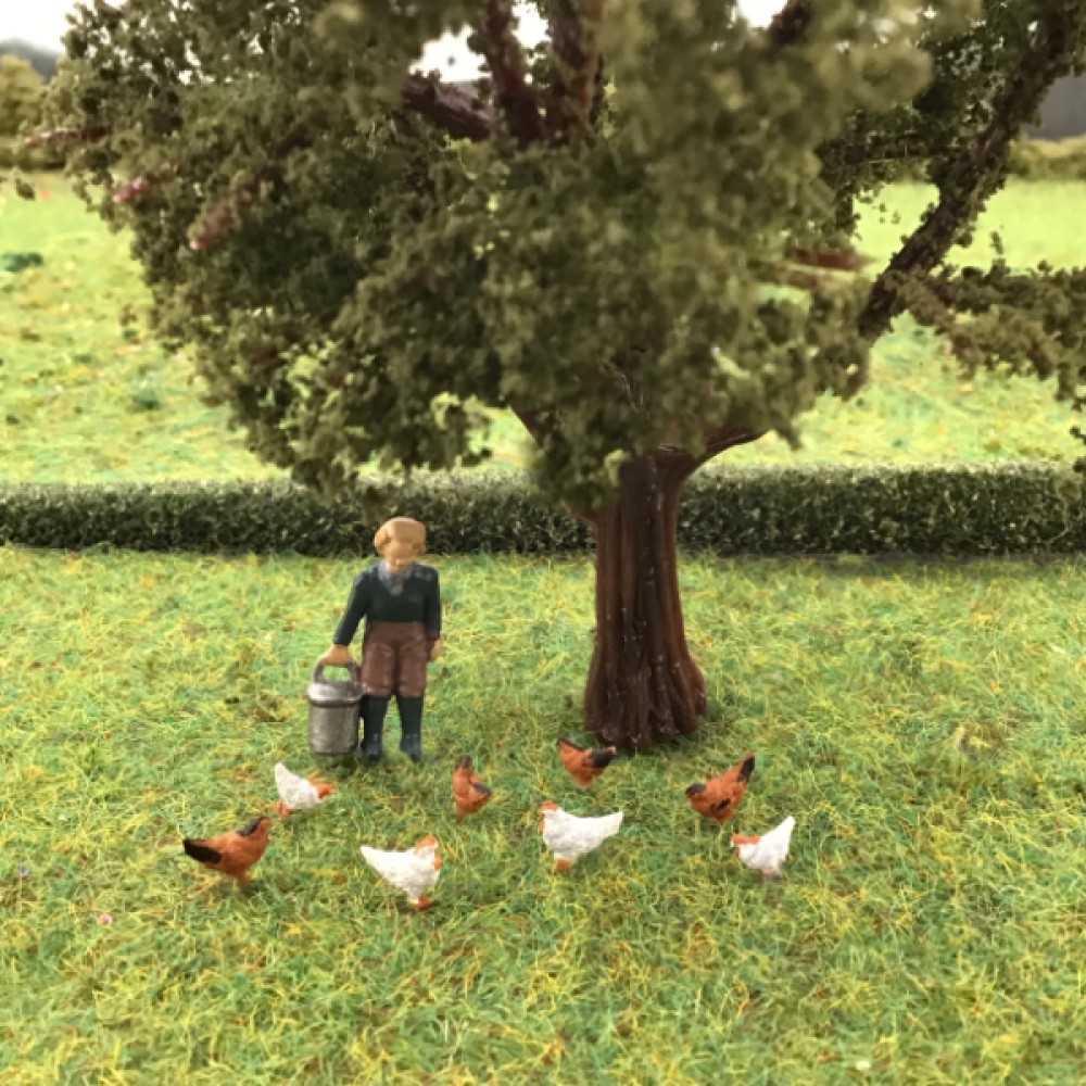 Model Railway chickens for OO model railways Preiser 14168 PR14168