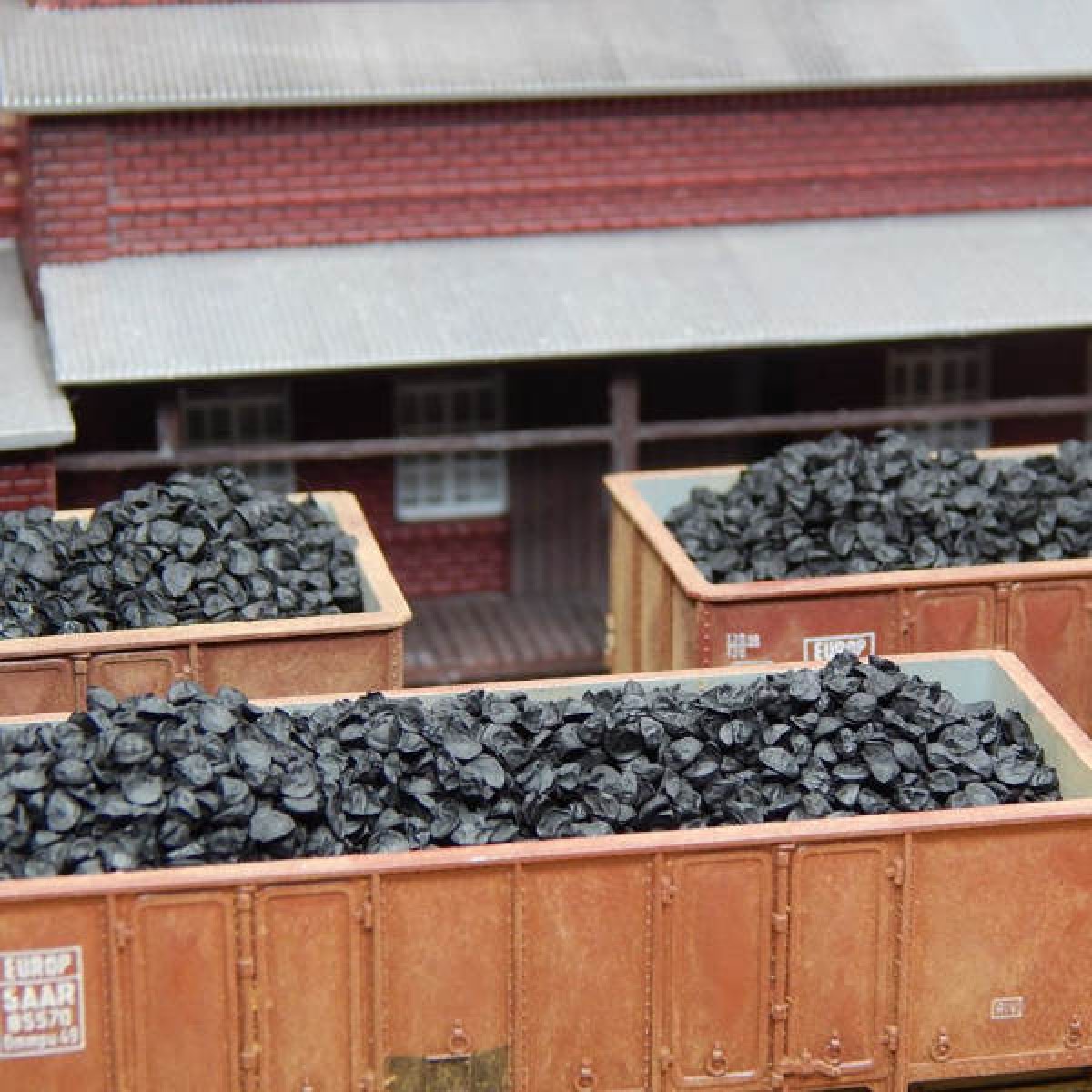 Real coal Coarse grade for model railways
