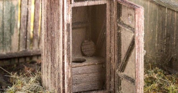 Wooden Privy Outside Toilet OO
