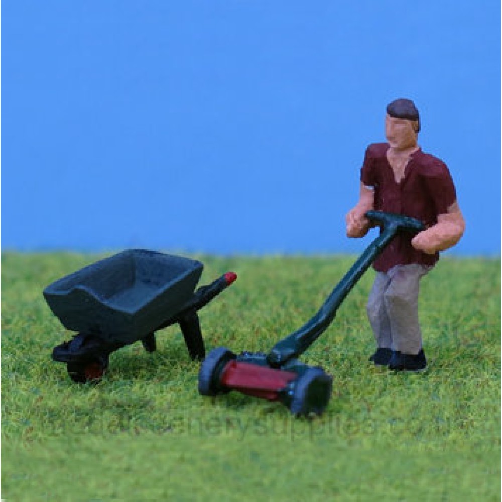 Model railway Gardening Set in OO with push lawn mower and wheelbarrow