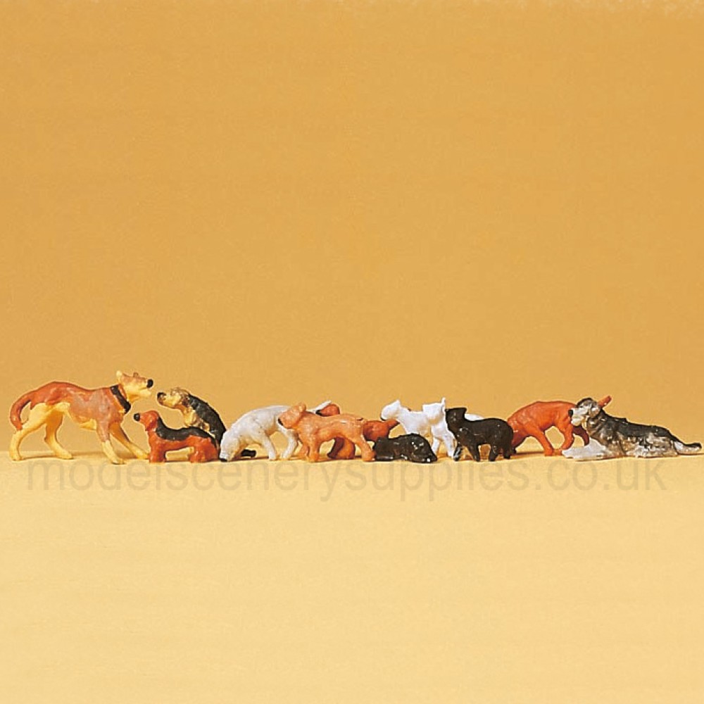 Dogs and cats OO scale