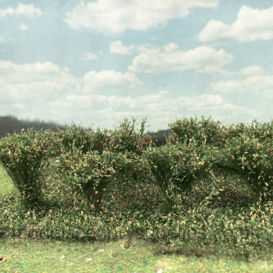 Model Bushes Early Autumn 30mm Tall Silhouette 252-23