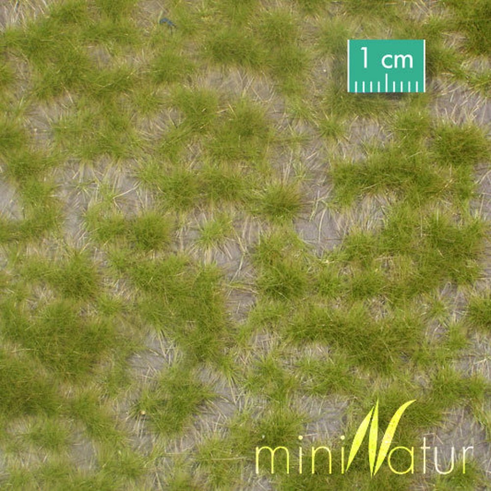 Model railway and Wargame Static Grass Tufts Spring Green Blend ...