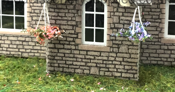 Model Hanging Baskets OO