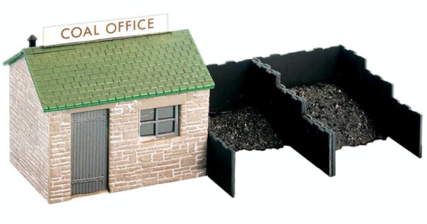 Model railway Coal yard and Hut Office OO Wills SS15