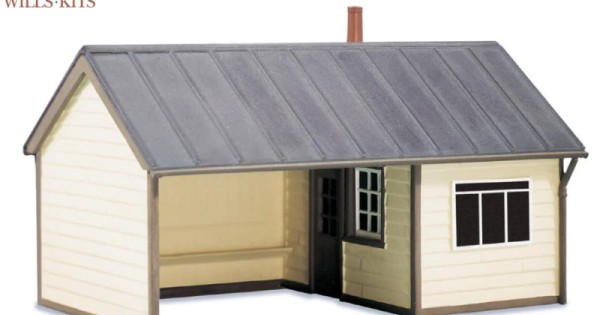 Model of a Station Platform Building OO Wills SS60