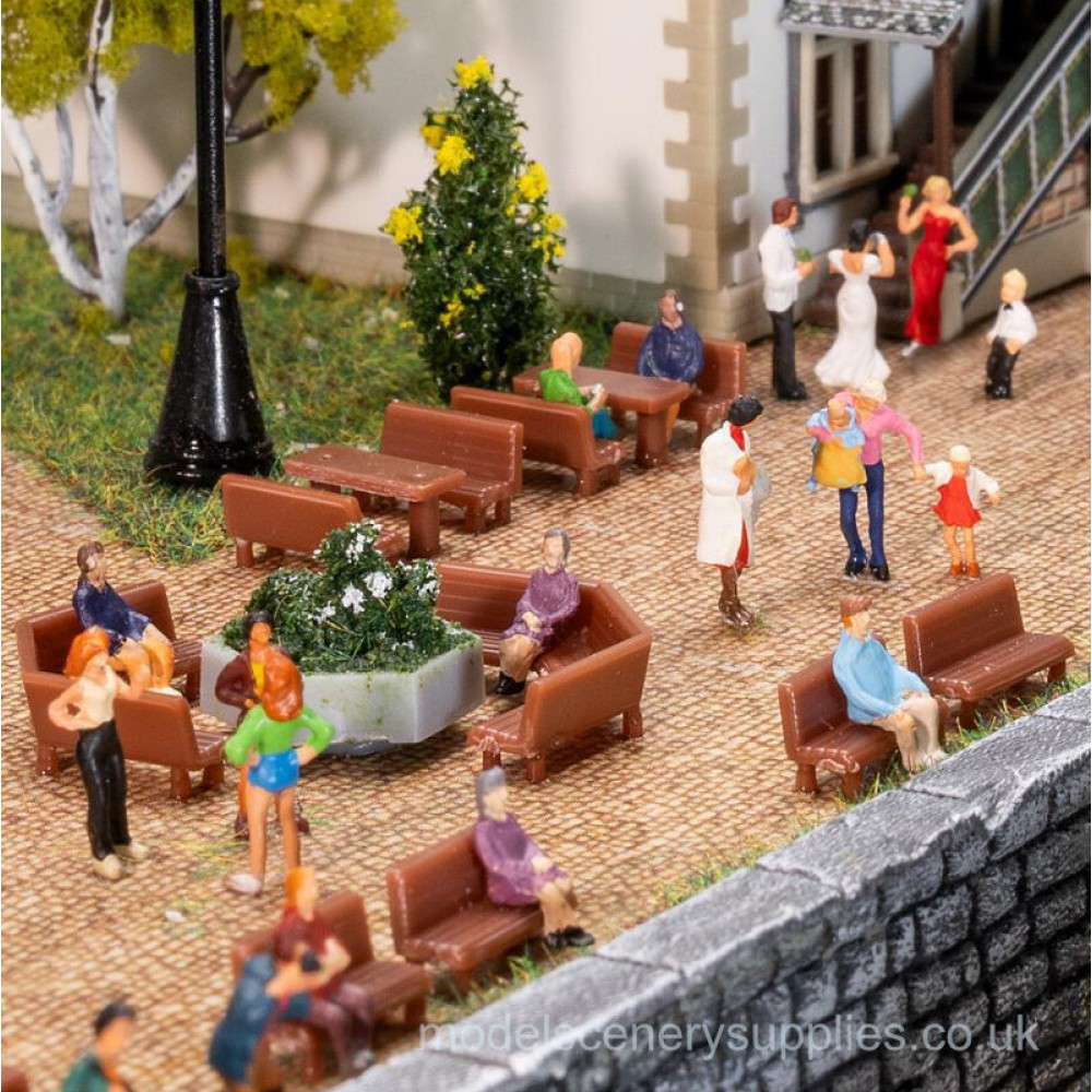 Model Benches and Tables for N gauge model railways Faller 272439