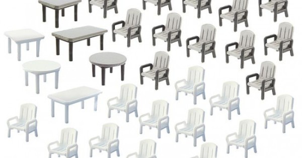 N gauge model railway Garden Chairs and Tables