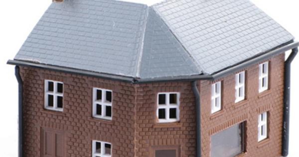 Model railway Corner Shop in N Gauge