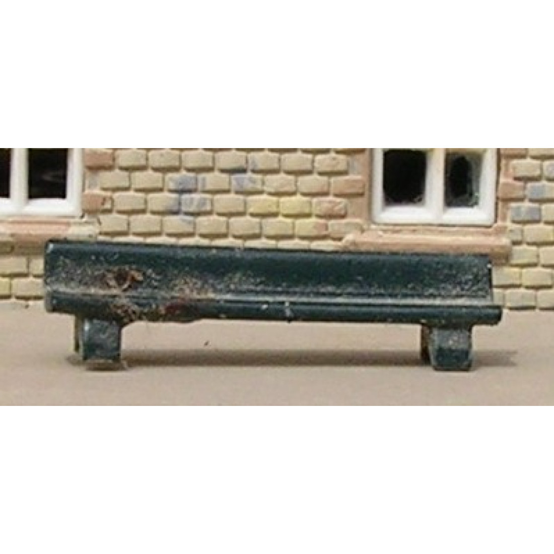 Platform seats N gauge