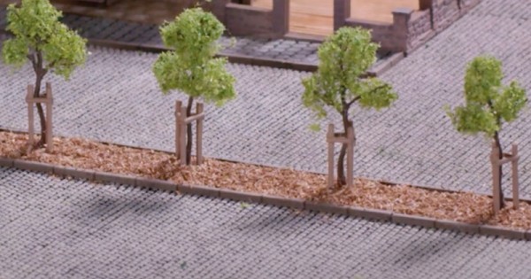 Model Saplings with Tree Props 40mm Tall Noch 21538
