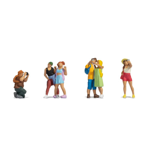 TT SCALE FIGURES & ANIMALS