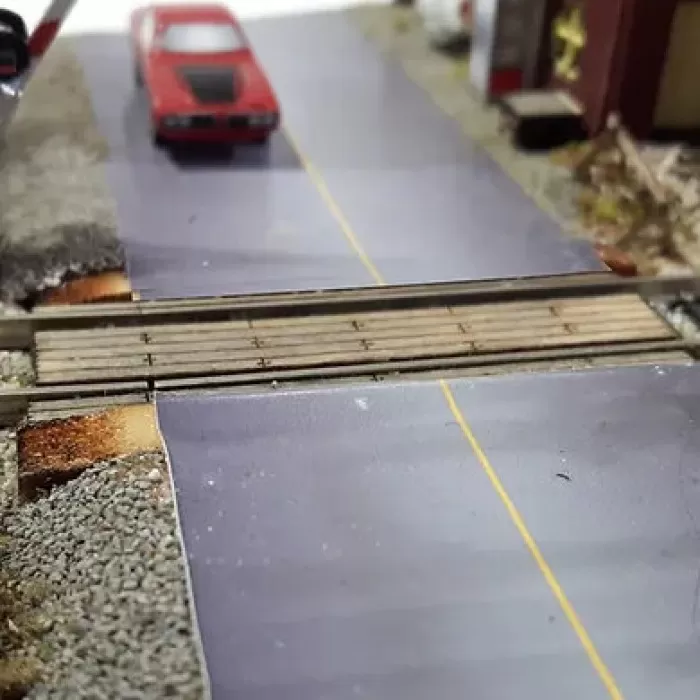 Model railway Wooden Level Crossing N gauge OMK 3120